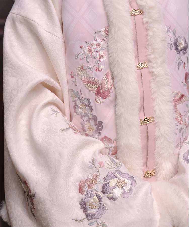 Winter Peach Embroidered Fleece Outfit Set– Peanut Butter